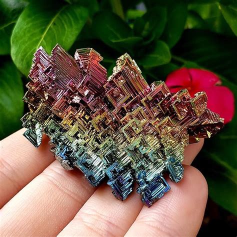 Natural Bismuth Ore Rainbow Bismuth Metal Crystal Bismuth Crystal Mineral Element Specimen