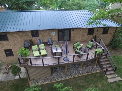 Timbertech Pecan Deck With Timbertech Contemporary Cable In Fill