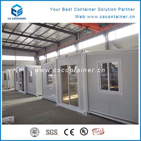 EXPANDABLE CONTAINER LAYOUT