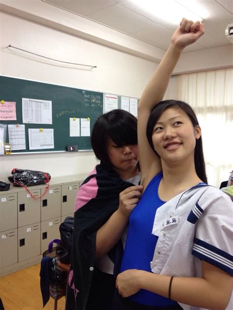 女子高のおふざけ画像エロ過ぎワロタww みんくちゃんねる