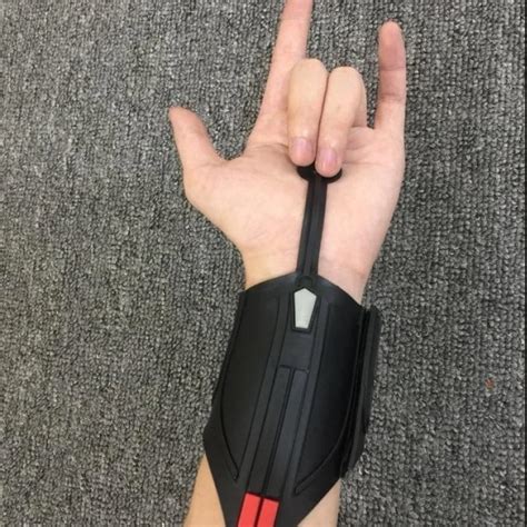 마블 스파이더맨 코스프레 장갑 어벤져스 슈퍼 히어로 웹 슈팅 소품 장식 애니메이션 피규어 장난감 어린이 코스프레 런처 선물