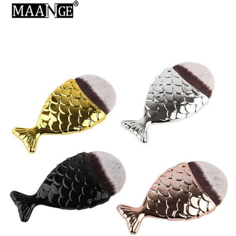 MAANGE Fish Tail Shape Makeup Foundation Brush Golden