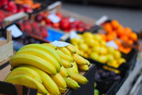 Овочі та фрукти схема схема ринку Ринок `Шувар`