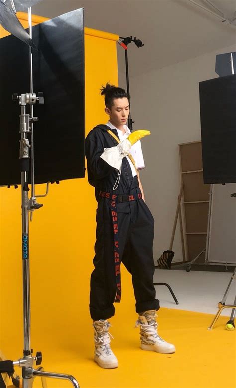 Pin Di Emma V Su Dylan Wang