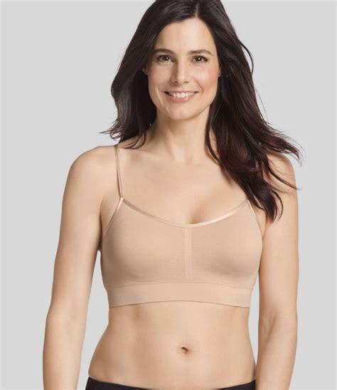 How I Shop For Bras As A Non Binary Person Huffpost Life