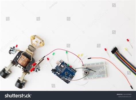 imágenes de Electronics arduino Imágenes fotos y vectores de stock Shutterstock