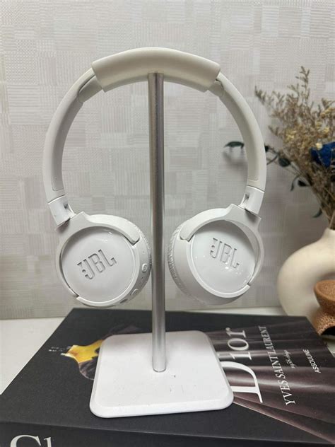JBL TUNE 600 BTNC Audio Headphones Headsets On Carousell