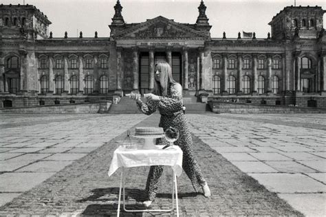 Performance • Nina Krüger Schmale