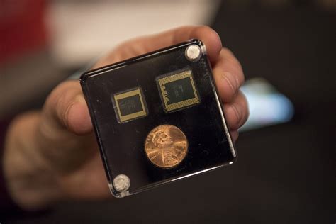 Qualcomm Unveils New Products Numbers To Show It S Ok Alone Bloomberg