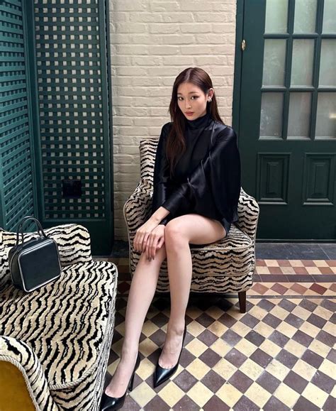 정유경 신세계 백화점 회장 장녀 문서윤씨 행보 관심…독자 패션·뷰티 브랜드 론칭 추진 네이버 블로그