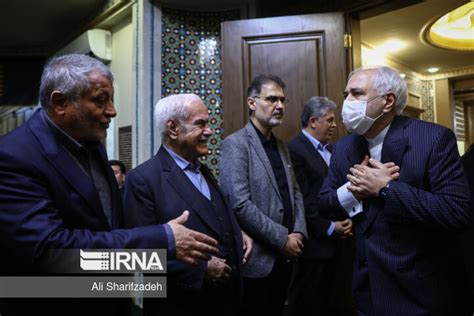 برخورد سوال برانگیز ظریف با پسران آیت‌الله هاشمی رفسنجانیعکس