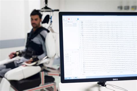 Mind Controlled Exoskeleton Allows Paralysed Patient To Move Again