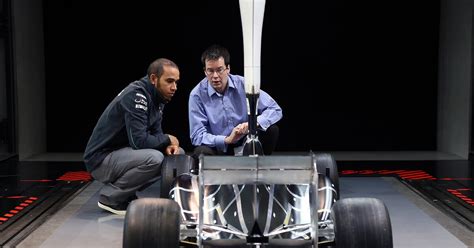 En Medio De Otra Temporada De Fórmula 1 Decepcionante Mercedes Echó A Una De Las Figuras De Sus