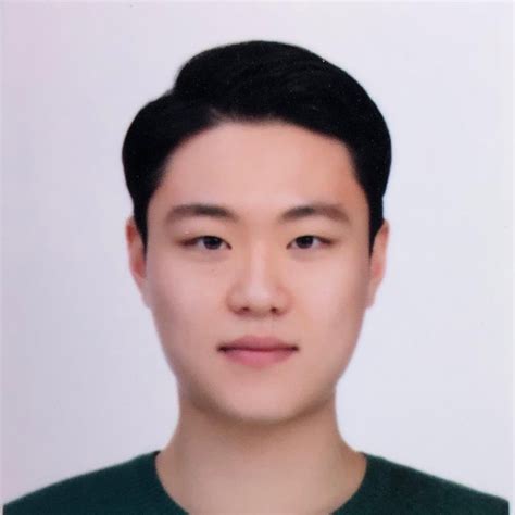 김대현 로켓펀치