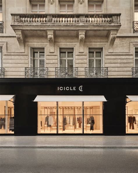 Icicle之禾于巴黎香榭丽舍大街揭幕全新精品店