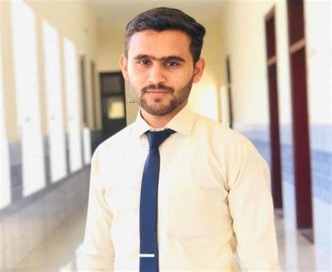 Ali Hamza Medium