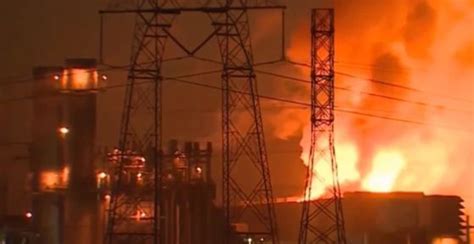 Пожар в завод за литиеви батерии в Калифорния хиляди са евакуирани Информационна агенция ПИК