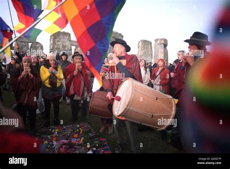 Stonehenge Wiltshire Uk 21st June 2022 For The First Time Since 2019 Revellers Including