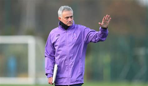 Тотенхем размислува да го отпушти Жозе Мурињо КОХА