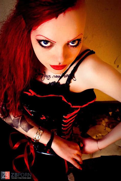 Plastique In Vains Sg Model Crimson Ribbon Zb Porn