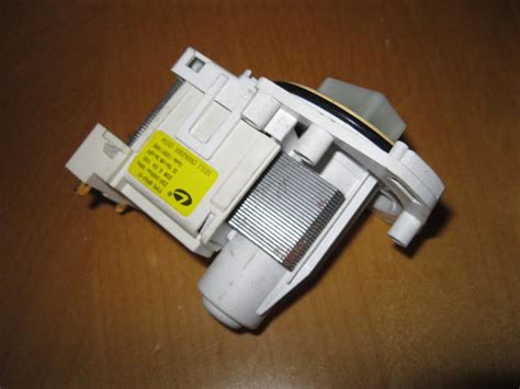 afvoerpomp type BPX2-57, Plaset Code 1326119010 wasmachine - VEWOS ...