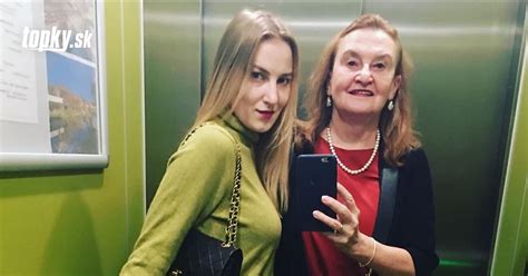 Známa česká Herečka Si S Dcérou Užívala Oddych Vlámali Sa Im Do Izby