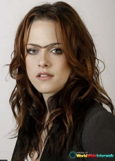 Celebrities With Unibrows 28 Photos