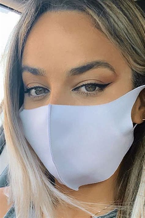 How To Up Your Eye Makeup Game When Wearing A Mask Glamour Uk