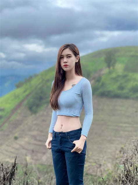 nữ võ sỹ xinh đẹp đổi nghề bác sĩ thánh muay buakaw cũng mến mộ