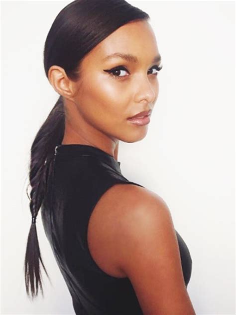 Honestly Easy Hairstyles For Medium Length Hair Hair Styles Medium Length Hair Styles