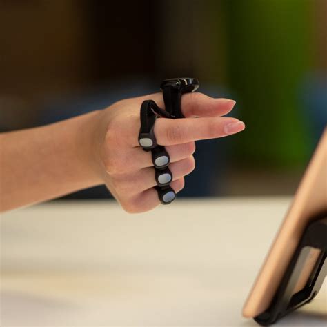 This Wearable Peripheral Controller Lets You Type In The Air
