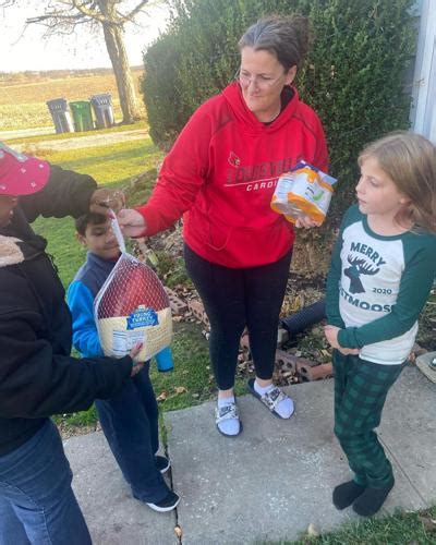 Scps Bus Drivers Give Back To Their Community Sentinel News Pmg