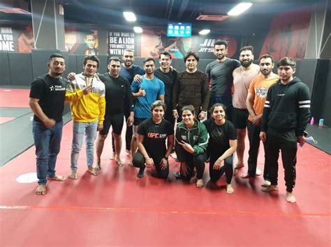 Rameesha Khans Journey From A Failed Marriage To Becoming An Athlete Reviewitpk