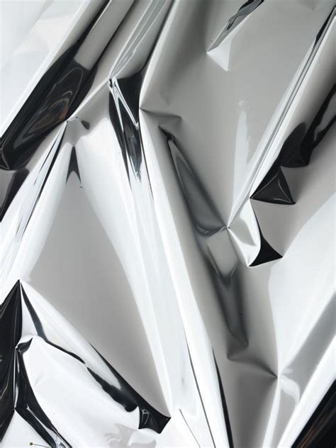 Эффект фольги | Design, Design movements, White aesthetic