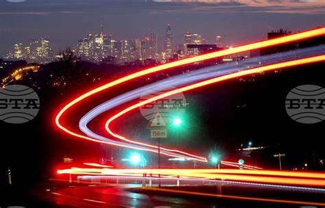 Предимно в червено приключи борсовата търговия в Европа Утро