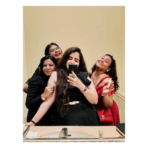 anouska dutta an ou ska instagram photos and videos