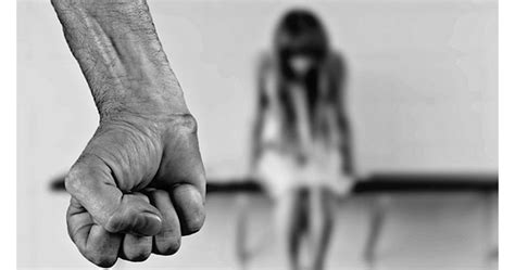 Рекорден брой сигнали за домашно насилие у нас Над 4 000 заповеди за защита от началото на годината