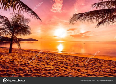 Island Paradise Sunset