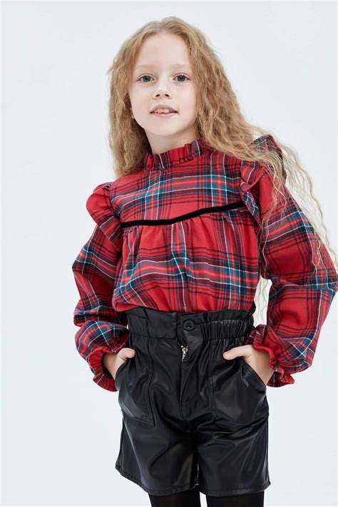 اسود بنات شورت بناتي جلد صناعي 2651307 Defacto