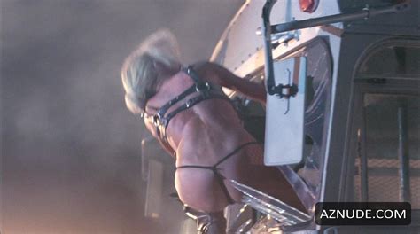 WENDY O WILLIAMS Nude AZNude