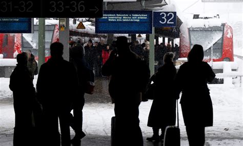 Deutsche Bahn Mit Dringendem Appell An Reisende Mopo