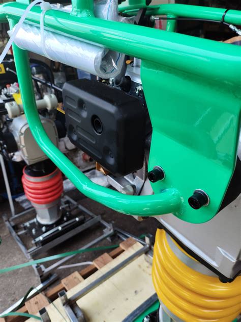 Aiko Tamping Rammer With Robin Engine Eh12 Model Trm Hcd75 Eh12