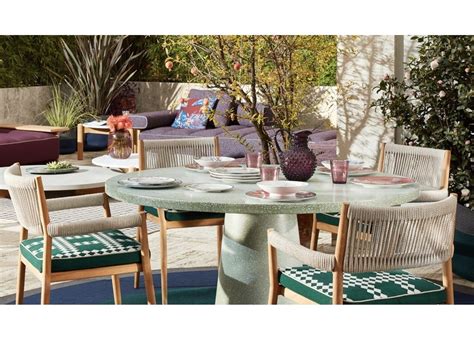 Cassina Dine Out Round Table Est Living