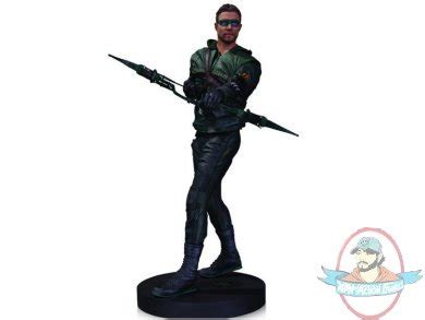 Green Arrow Tv Series The Arrow 13 Inch Statue By Dc Collectibles