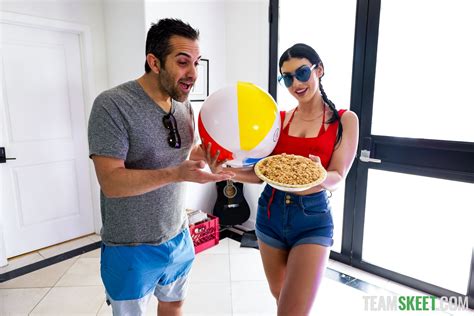 Queenie Sateen Teen Curves