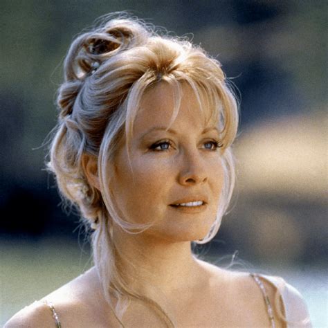 Where Is Linda Kozlowski Now What Is She Doing Today Wiki Net Worth
