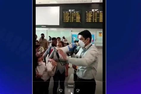 Паспорти в аеропорту Хорхе Чавеса не доставляються через збої в системі Infobae