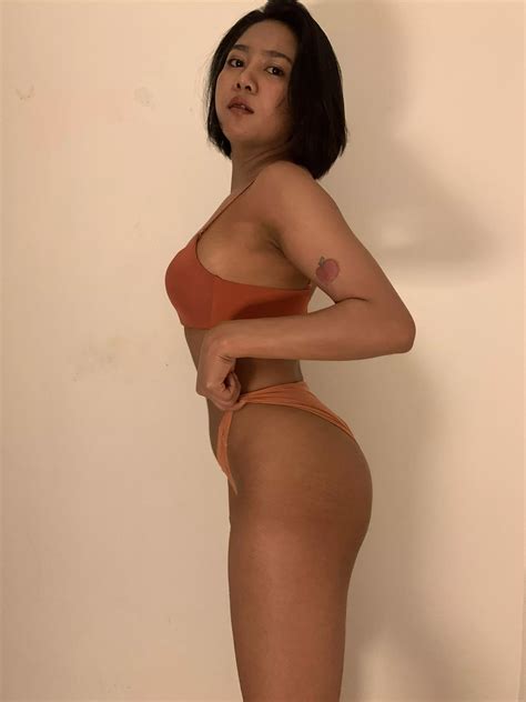 Showing Off Curve And Tattoo Nudes By Estimata