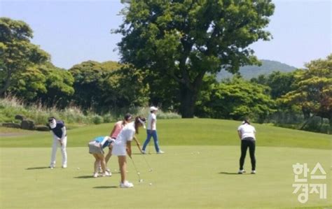 위기의 골프산업 ① 역대급 호황→총체적 난국 경영 악화 대체 왜 The Signal