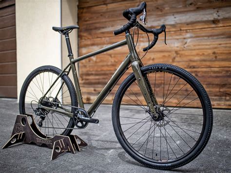 Kona Sets Affordable Alloy Libre Al Free On A European Gravel Bike